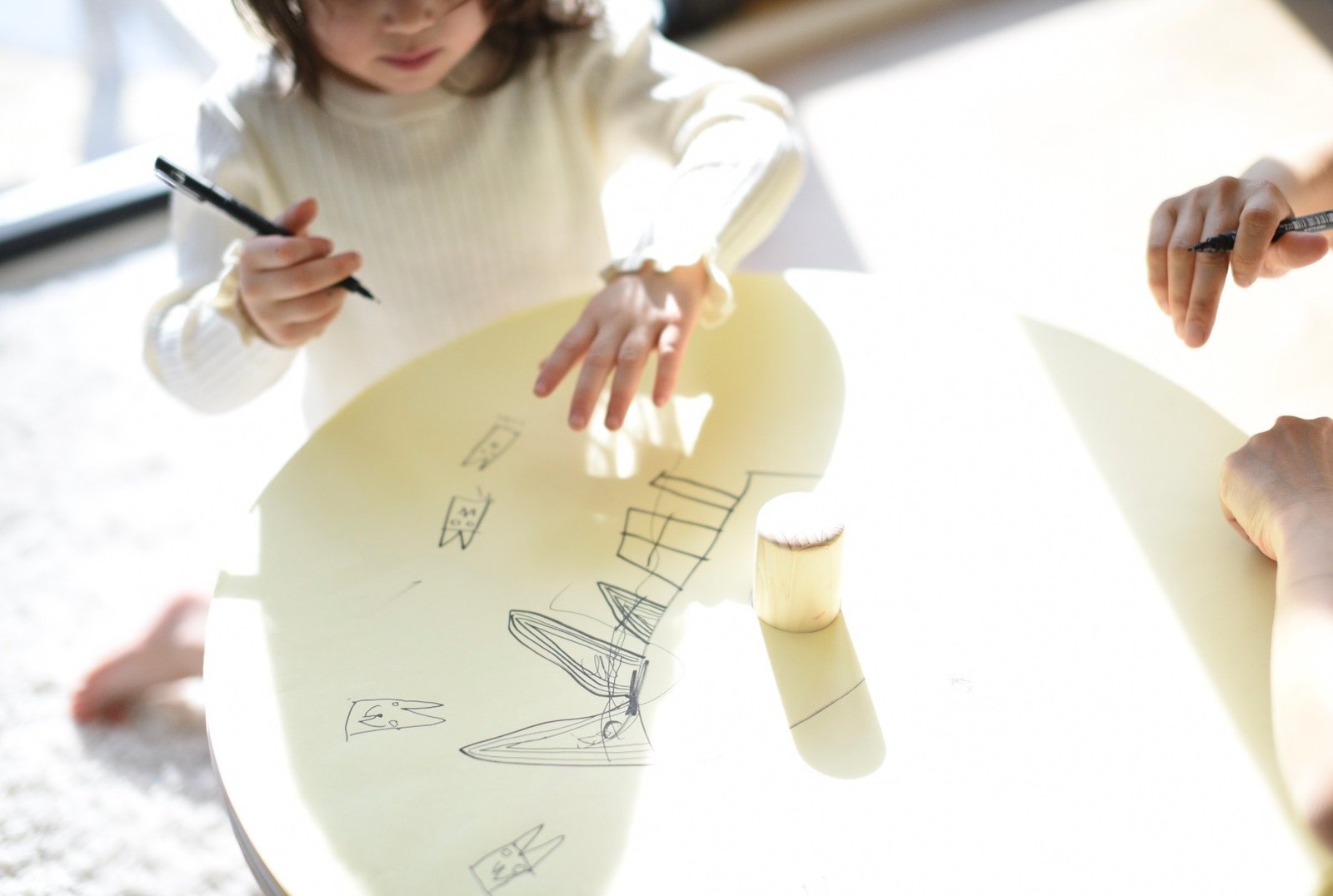Come and Draw Table - Wonder Spaces